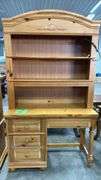 BROYHILL 2PC DESK W/ HUTCH - Earl's Auction Company