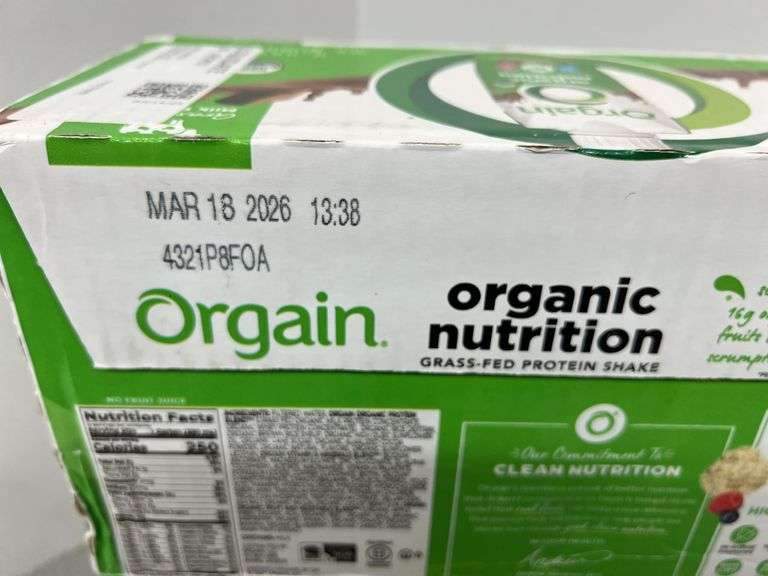 (2) BOXES OF ORGAIN PROTEIN SHAKES - Earl's Auction Company