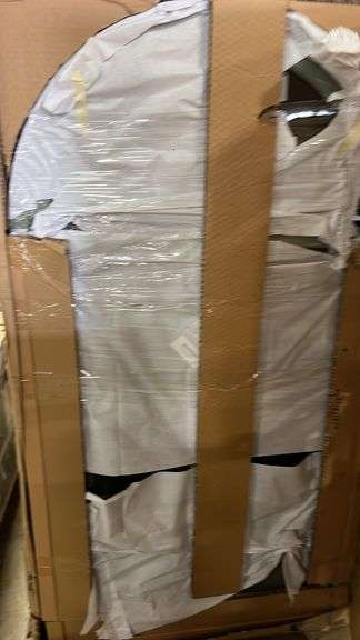 ENZO COLLECTION CABINET IN BOX - GREEN - Earl's Auction Company