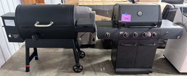 AS IS - (2) GRILLS - SEE PHOTOS - Earl's Auction Company