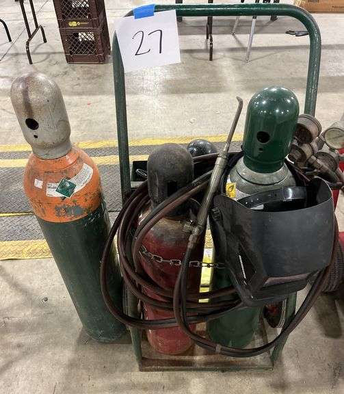 WELDING TORCH KIT W/ ROLLING TANK STAND - Earl's Auction Company