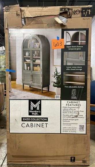 ENZO COLLECTION CABINET IN BOX - GREEN - Earl's Auction Company