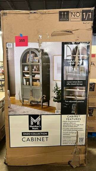 ENZO COLLECTION CABINET IN BOX - GREEN - Earl's Auction Company