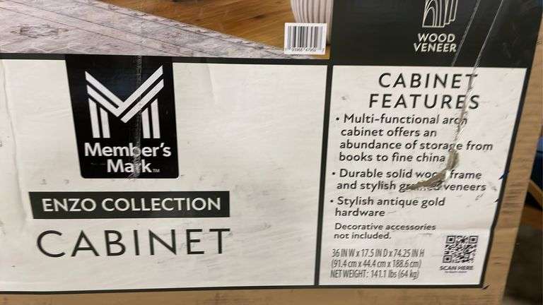 ENZO COLLECTION CABINET IN BOX - GREEN - Earl's Auction Company