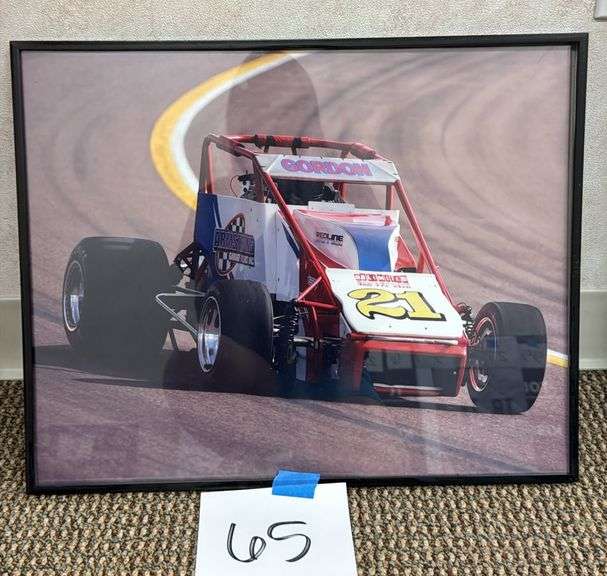 FRAMED RACING PICTURE - Earl's Auction Company