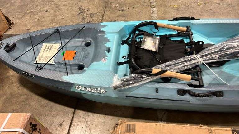 LIFETIME ORACLE SIT ON TOP KAYAK W/ PADDLE - Earl's Auction Company