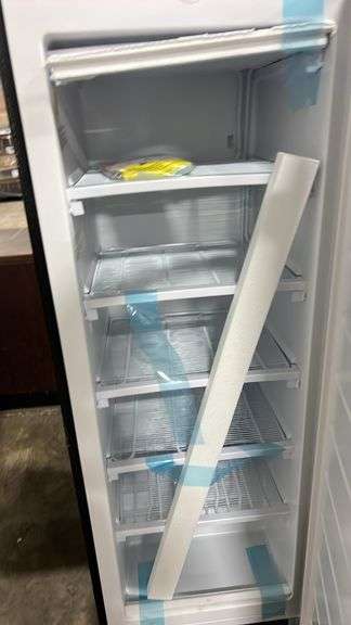 FRIGIDAIRE 6.5CU FT UPRIGHT FREEZER - Earl's Auction Company