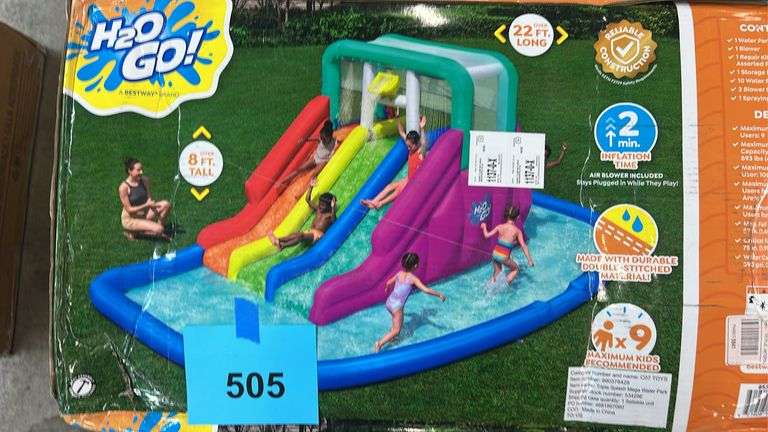 H2O GO TRIPLE SPLASH MEGA WATER PARK IN BOX - Earl's Auction Company