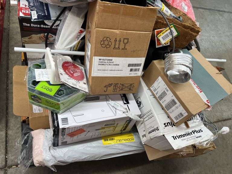 AS IS - DAMAGED/ MISMATCHED ITEMS - SEE PHOTOS - Earl's Auction Company