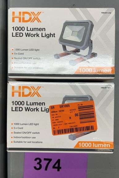(2) HDX 1000 LUMEN LED WORK LIGHTS IN BOXES - Earl's Auction Company