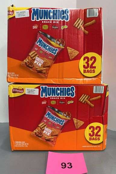 (2) BOXES OF FRITO LAY MUNCHIES SNACK MIX - Earl's Auction Company