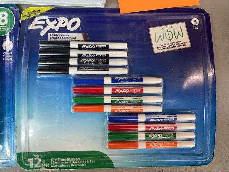 3PC OFFICE LOT - EXPO MARKERS & BINDERS - Earl's Auction Company