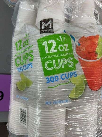 (3) PACKS OF PLASTIC CUPS - Earl's Auction Company