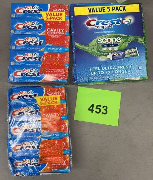 (3) PACKS OF CREST TOOTHPASTE - Earl's Auction Company