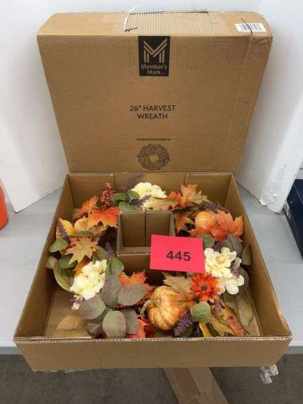 26" HARVEST WREATH IN BOX - Earl's Auction Company