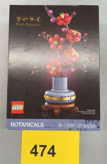 NEW LEGO PLUM BLOSSOM SET IN BOX - Earl's Auction Company