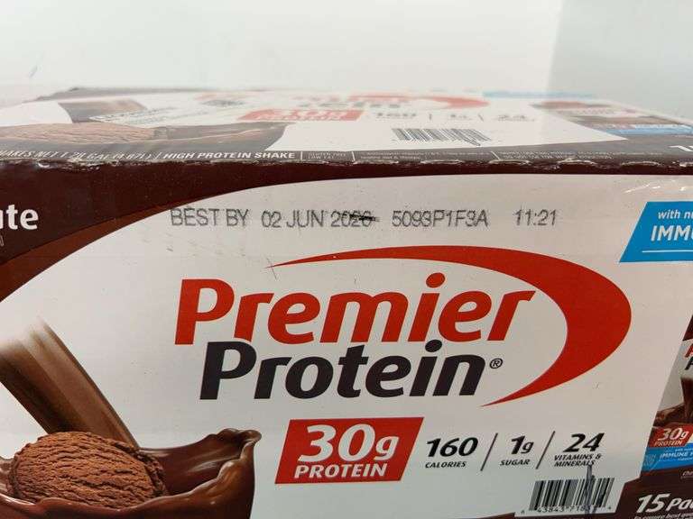 (2) BOXES OF PROTEIN SHAKES - Earl's Auction Company