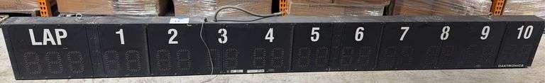 PADDOCK GRANDSTAND LAP COUNTER W/ CERTIFICATE OF AUTHENTICITY - Earl's ...