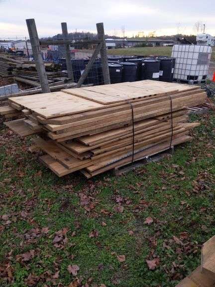 STACK 2X6 2X10 3/4 PLYWOOD - EK Auctioneers LLC