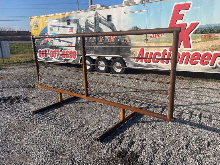 QTY. (1) 12' FREESTANDING PIPE FENCE PANEL - EK Auctioneers LLC