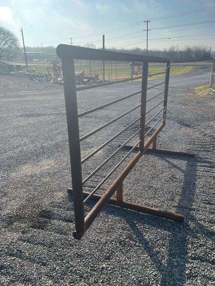 QTY. (1) 12' FREESTANDING PIPE FENCE PANEL - EK Auctioneers LLC