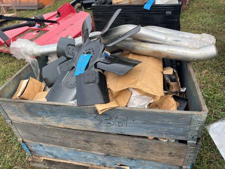 PALLET OF MISC AUTOMOBILE PARTS FOR VOLVO,MACK, FREIGHTLINER - EK ...