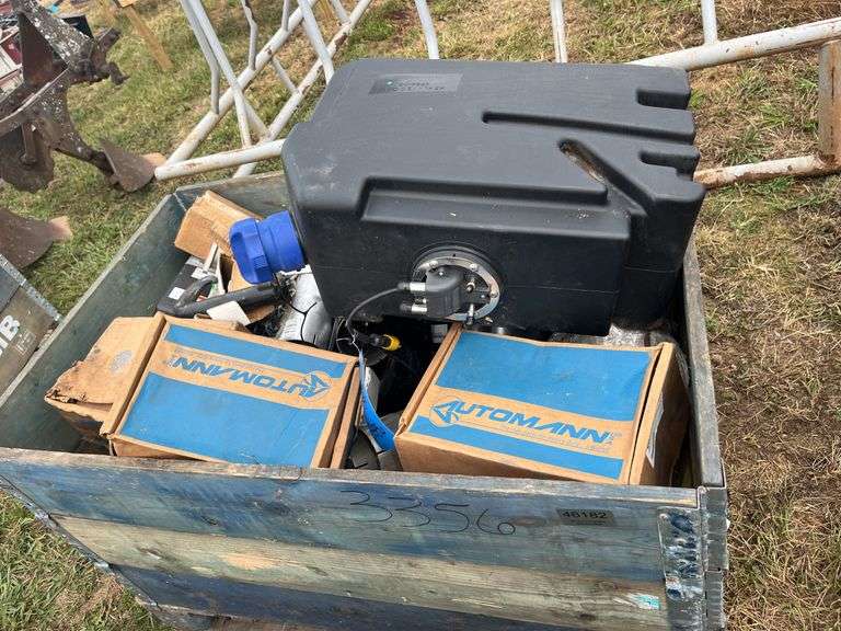 PALLET OF MISC AUTOMOBILE PARTS FOR VOLVO,MACK, FREIGHTLINER - EK ...