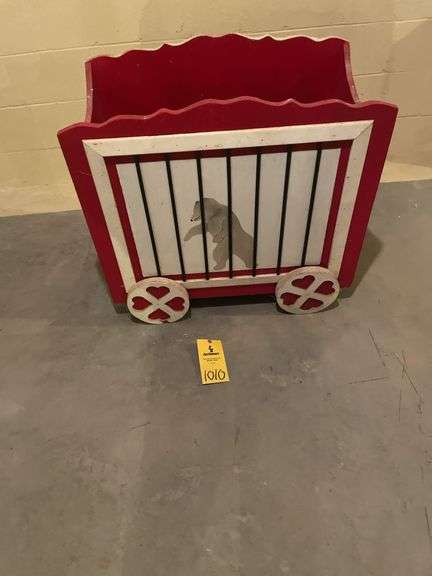 Red toy box --HANDMADE - EK Auctioneers LLC