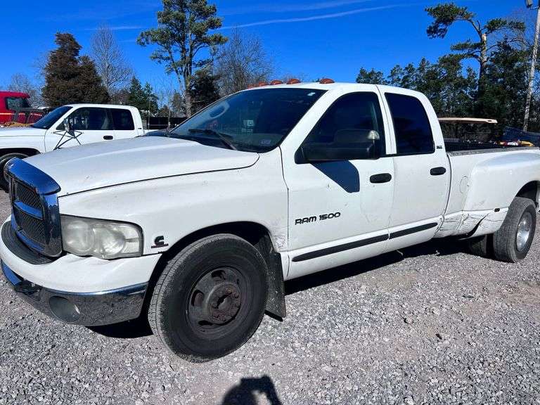 2004 DODGE RAM 3500 CUMMINS DUALLY - EK Auctioneers LLC
