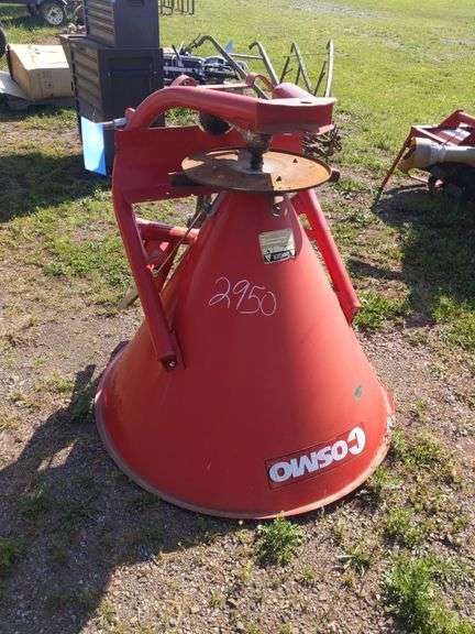 COSMO SEEDER SPREADER - EK Auctioneers LLC