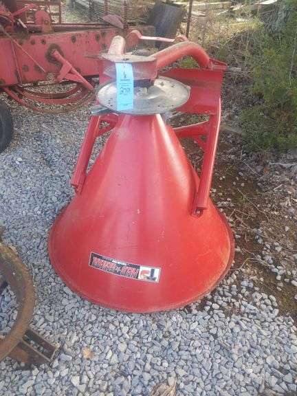 TAYLOR WAY CONE SPREADER W/ STAINLESS SPREADER BLADE - EK Auctioneers LLC