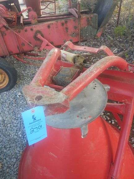 TAYLOR WAY CONE SPREADER W/ STAINLESS SPREADER BLADE - EK Auctioneers LLC