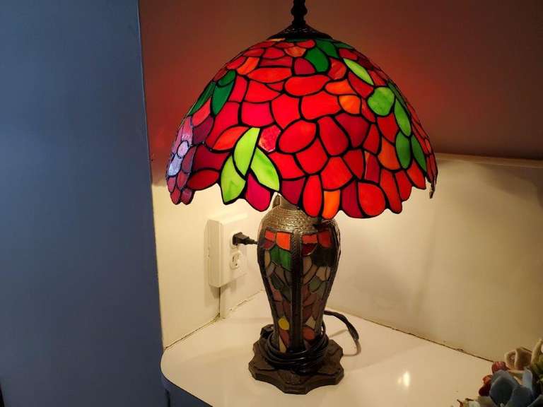Tiffany Style 22" Double Lit Table Lamp - Estate Sales RVA