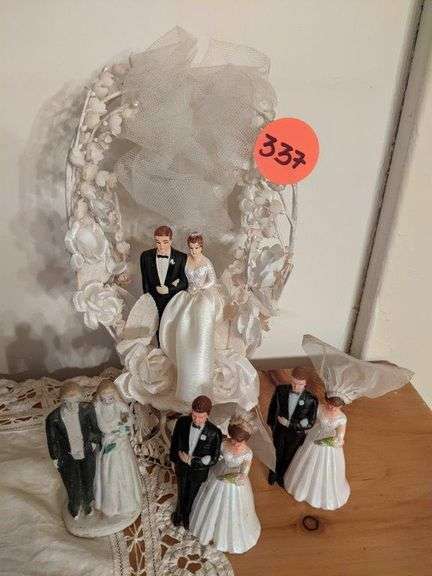 ASSORTED WEDDING CAKE TOPPERS - Estate Sales RVA