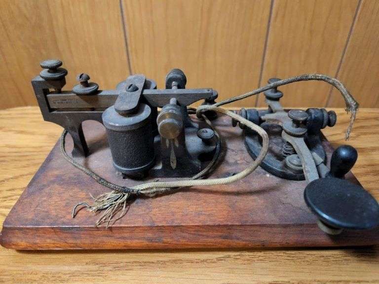 Morse Code Telegraph Machine - Estate Sales RVA