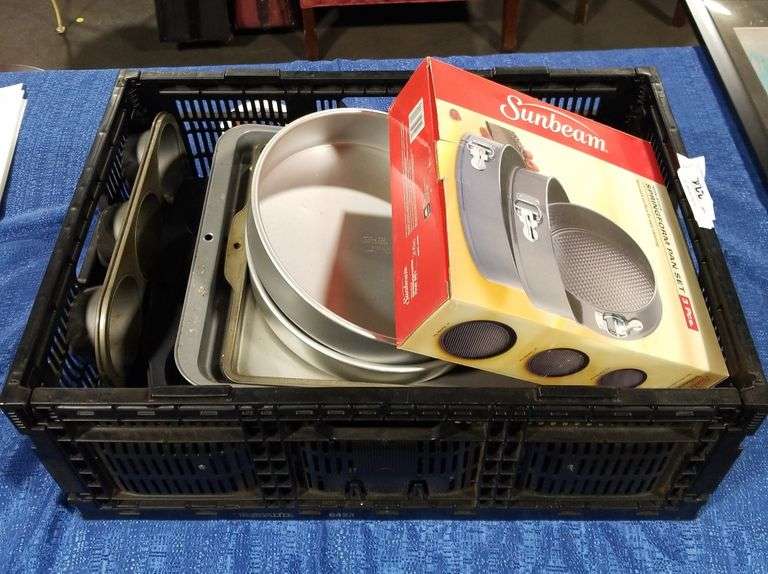 Baking and Cooking Trays - Auction Services LTD
