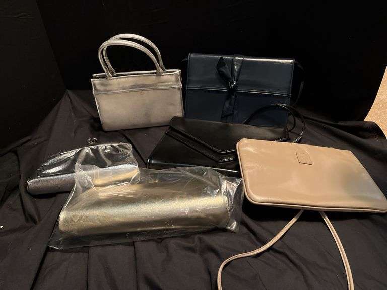 Handbags - Auction Services LTD