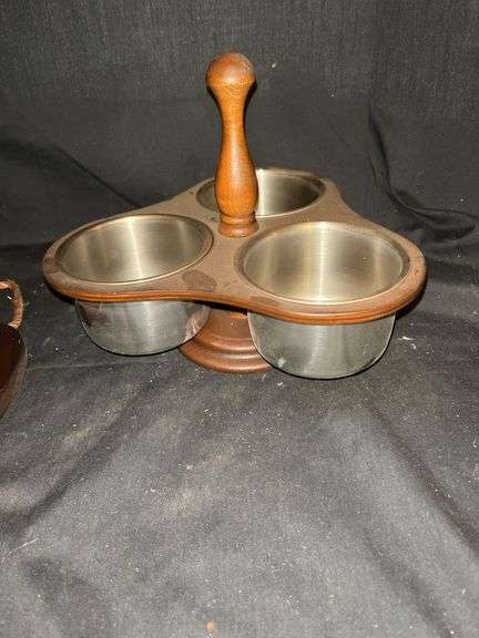 Serving ware - Auction Services LTD