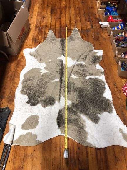 Rug - Auction Services LTD