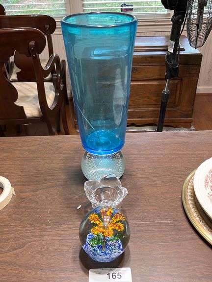 Glass items - Auction Services LTD