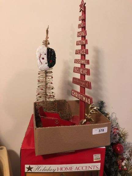 Christmas decor - Auction Services LTD