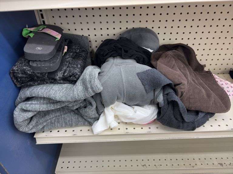 Clothes - Auction Services LTD