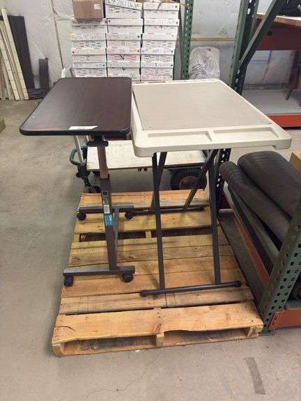 Folding Tables - Auction Services LTD