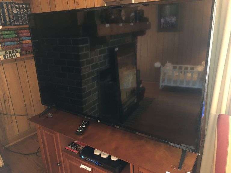 LG TV - Auction Services LTD
