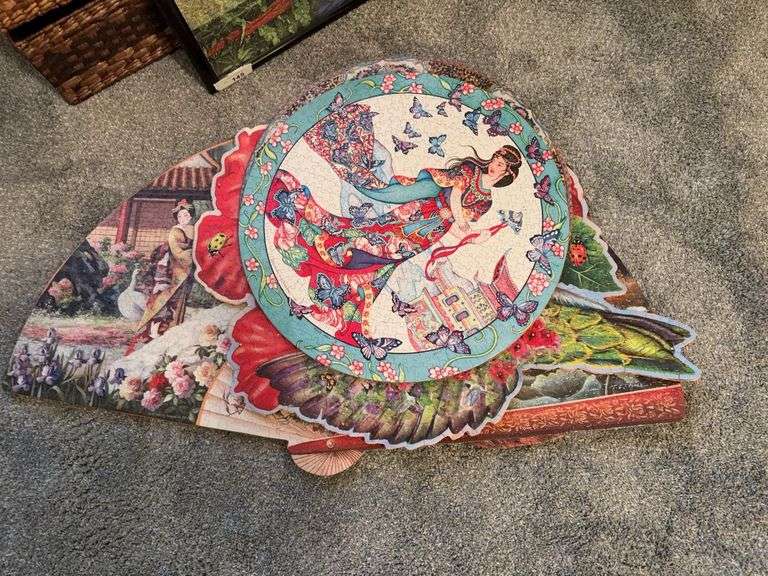 Puzzle art pieces - Auction Services LTD