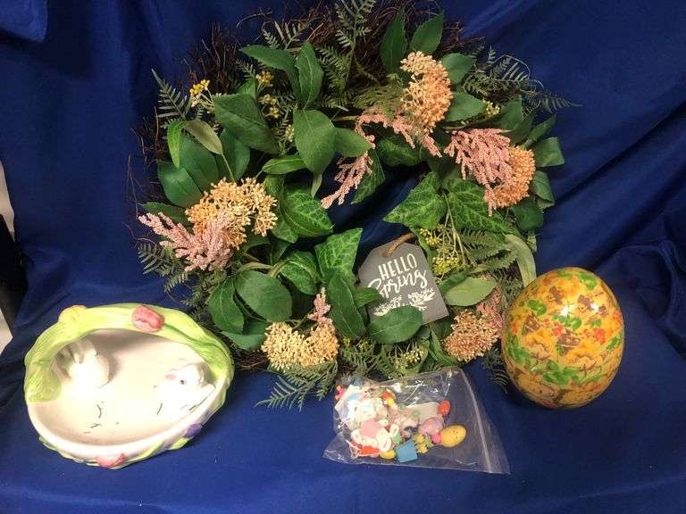 Easter decor - Auction Services LTD