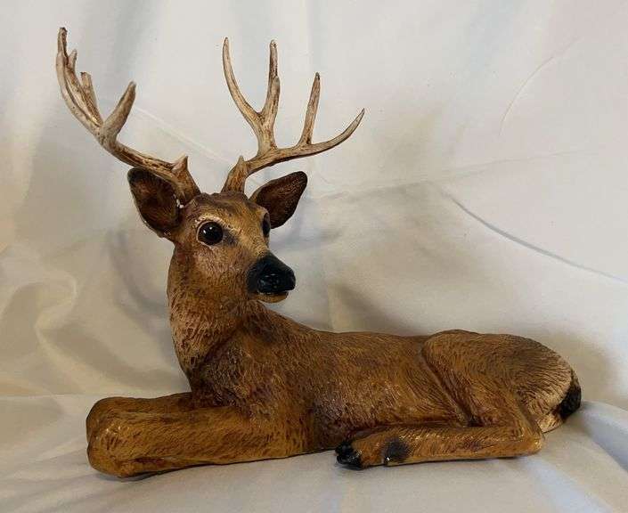 Vintage 1984 Homco Resting Deer Buck Figurine. - Auction Services LTD