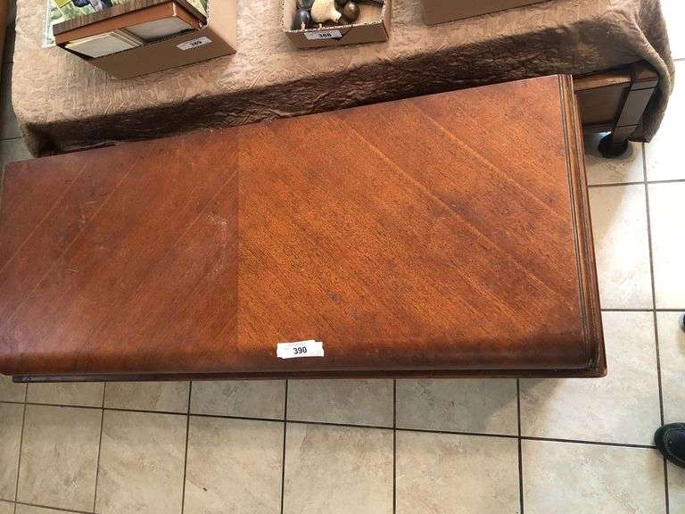 Lane Storage trunk - Auction Services LTD