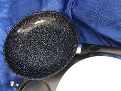 Frying pans plus - Auction Services LTD