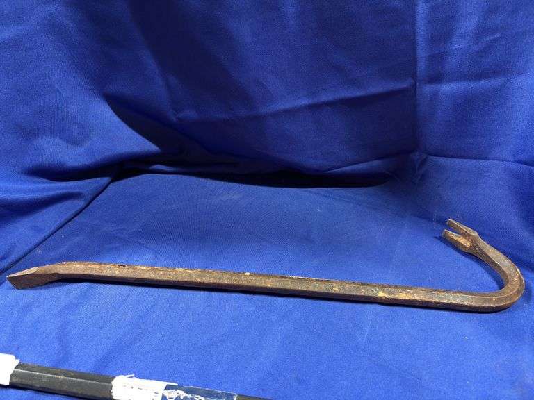 Crow bars - Auction Services LTD